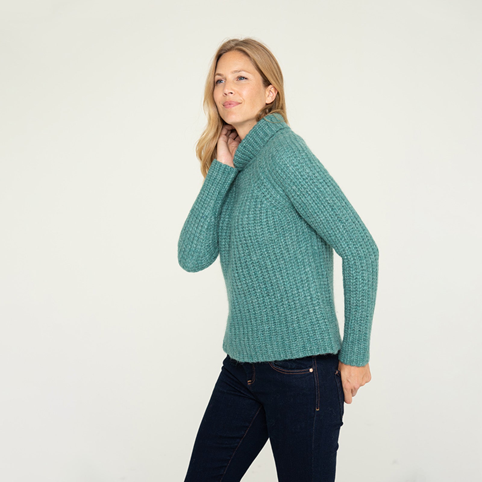 Pacas™ Inc. | Pacas Women's Turtleneck Sweater With Alpaca Wool